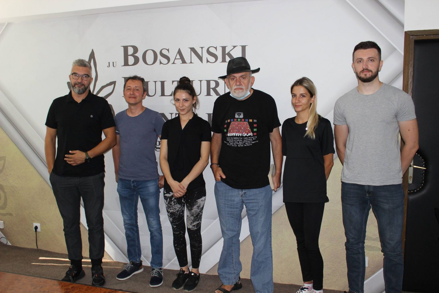 Gradimir Gojer u Tuzli priprema predstavu „Kuća bez vrata“ u čast ...